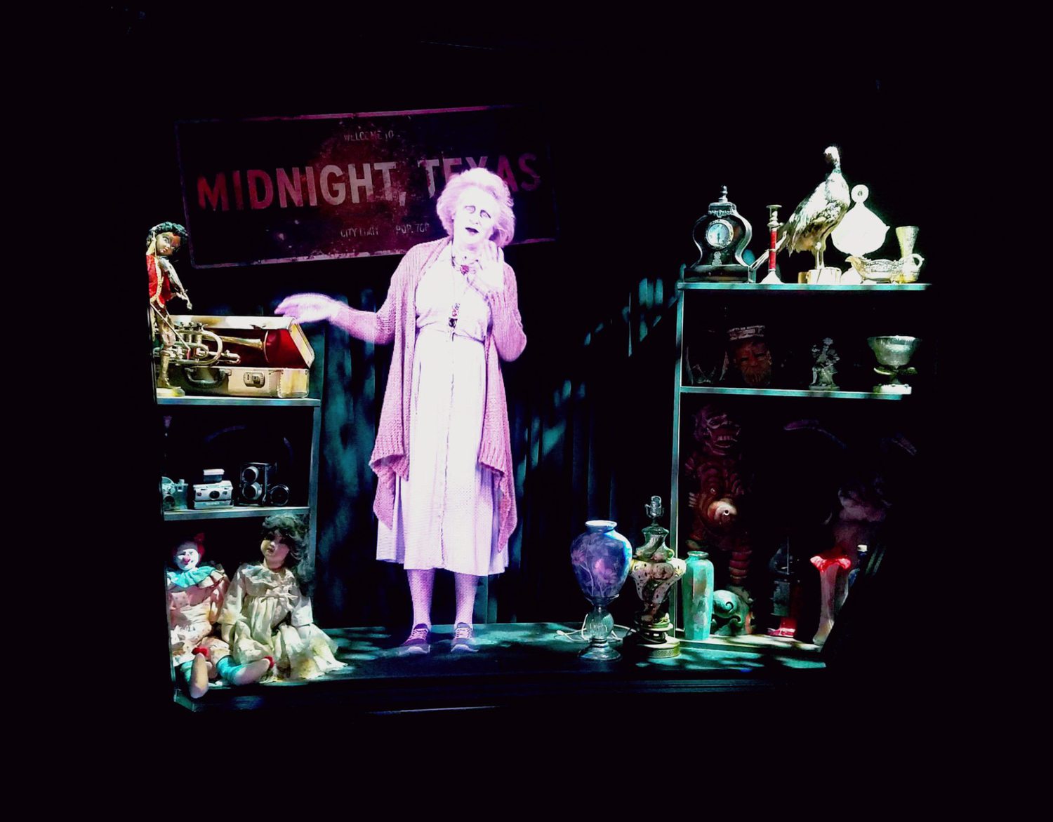 'Midnight, Texas' Offers An Unforgettable 4D Experience (Video ...